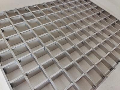China Aluminum Bar Grating 900x3000mm 5mm Thickness Anodized Non-Slip Open Mesh for Industrial Walkway for sale