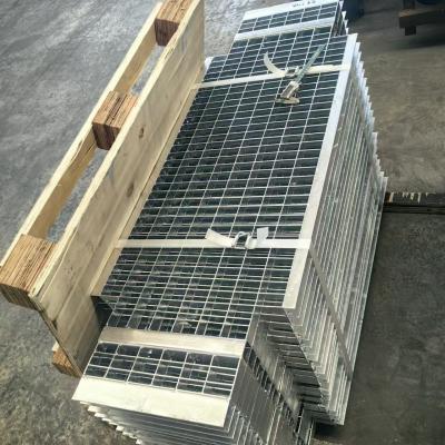 China Hot Dipped Galvanized Flat Bar Steel Grating 30mm Mesh 1000x1000mm for Industrial Walkways for sale