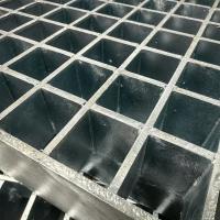 China Hot Dip Galvanized Steel Grating Decking Floor 30mm Bearing Bar Spacing 3mm Cross Bar for sale
