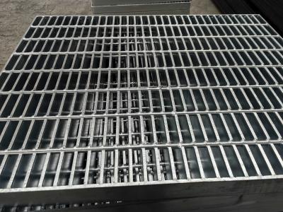 China Hot Galvanized Industrial Steel Grating 1000x1000mm 30mm Bearing Bar Spacing YB/T4001.1-2007 for sale