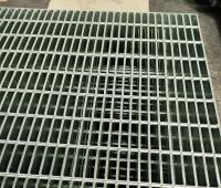 China Industrial Steel Grating 30mm Bearing Bar Pitch Machine Pressure Welding 1000x1000mm for sale