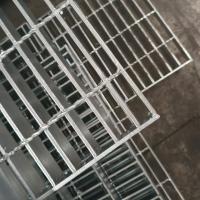 China Hot Dipped Galvanized Steel Grating Trench Cover 30x5mm Bearing Bar Pitch 30mm for Industrial Drainage for sale