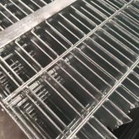 China Hot Dipped Galvanized Steel Grating Trench Cover 30x5mm Bearing Bar Pitch 30mm for Industrial Drainage for sale