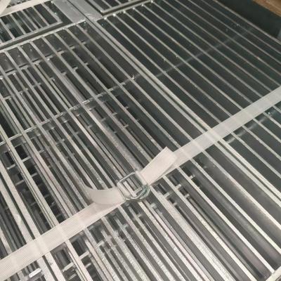 China 40mm Footstep Steel Grating Non-Slip Industrial Platform 1.5m x 3m for sale