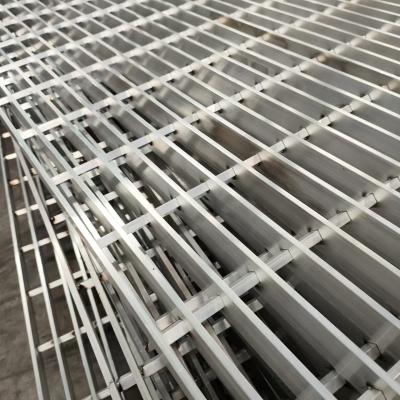 China Hot Dipped Galvanized Steel Grating 30mm Pitch Industrial Platform 1000x1000mm for sale
