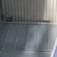 China Industrial Stainless Steel Floor Grating 30mm Bearing Bar Pitch Hot Galvanized Non-Slip Welded Grating for sale
