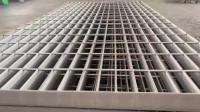 China Hot Galvanized Flat Bar Steel Grating 30mm Bearing Bar Pitch 1000x1000mm for Industrial Walkways for sale