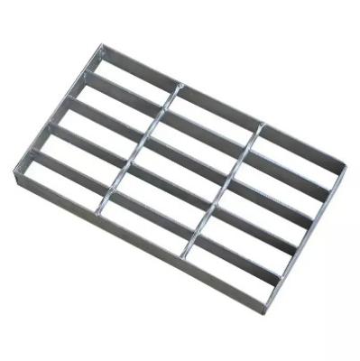 China Bright Surface Flat Bar Type Non Slip Grating For Secure And Stable Industrial Flooring for sale