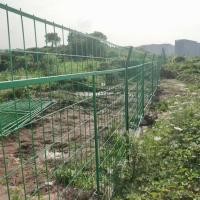 China 1.5m High Welded Mesh Fencing with 2.5mm-3.0mm Wire Diameter and PVC Coating for Property Security for sale