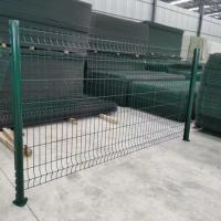 China 60x60mm Post Size PVC Coated Welded Wire Mesh Fence - 1.2m to 2.0m Heights with 2.5mm/3.0mm Wire Diameter for sale