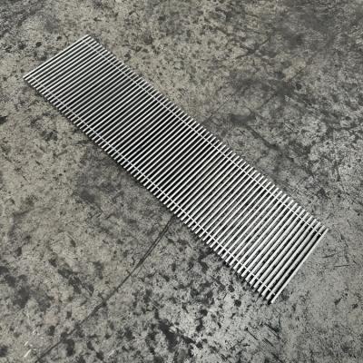China Stainless Steel Grating 30mm Earing Bar Pitch 32x5mm Load Bar Polished Surface for sale