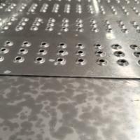 China Custom Perforated Metal Plate with 20-50mm Height Options, Round and Oblong Holes for Filtration and Sound Insulation for sale