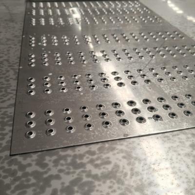 China Custom Perforated Metal Plate with 20-50mm Height Options, Round and Oblong Holes for Filtration and Sound Insulation for sale