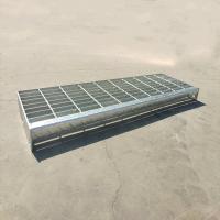 China Steel Stair Treads Grating 25mm Bearing Height 25x5mm Serrated Bar Custom Width for sale