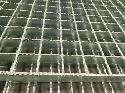 China Serrated Steel Grating 35mm Bearing Bar Pitch Anti Slip Drainage Heavy Duty Metal Grating for sale