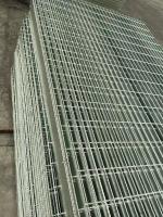 China 40mm Bearing Bar Spacing Serrated Steel Grating Heavy Duty Walkways for sale