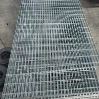 China Untreated Serrated Steel Grating Heavy Duty 50mm Bearing Bar Pitch for sale