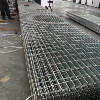 China Galvanized Serrated Steel Grating 32x5mm Anti Slip Heavy Duty Industrial Walkway for sale