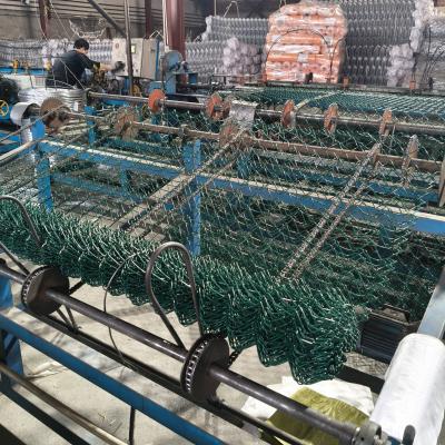 China Varying Link Sizes Galvanized Chain Link Fencing Durable Dependable Perimeter Protection for sale
