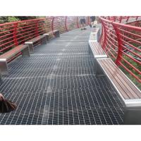 China Hot Dipped Galvanized Steel Grating Flat Bar 30mm Pitch 1000x1000mm Non-Slip Industrial Walkway for sale