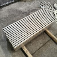 China Q235 Stainless Steel Grating 32X5mm Load Bar Anti Slip Flooring for Industrial Walkway for sale