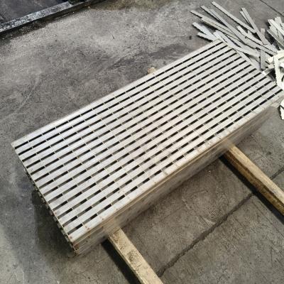 China Q235 Stainless Steel Grating 32X5mm Load Bar Anti Slip Flooring for Industrial Walkway for sale