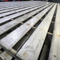 China Stainless Steel Grating 32x5mm Load Bar Flat Bar Type for Industrial Walkway for sale