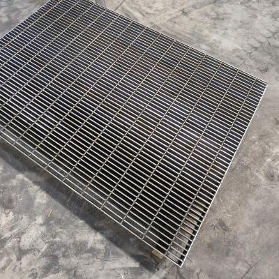 China ZHUOTE 19w4 Hot-Dipped Galvanized Steel Grating - 1000x1000mm Size, 3mm Cross Bar, 30mm Spacing for sale