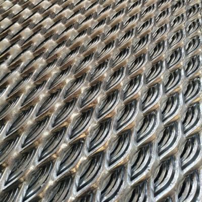 China Galvanized Expanded Metal Sheet Steel Grade 1.5mm Strand 15mm SWM 30mm LWM Piece Sizes 1000x2000mm for sale