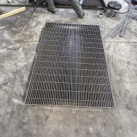 China Industrial Steel Grating 1000x1000mm Flat Bar 30mm Pitch Machine Pressure Welding for sale
