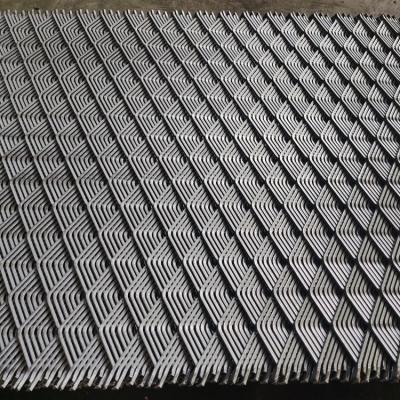 China Q235 Expanded Metal Sheet 30mm x 10mm Opening Galvanized Steel Mesh for sale