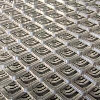 China GB Standard Expanded Metal Sheet 30mm x 10mm Opening 1.5mm Strand Thickness for sale