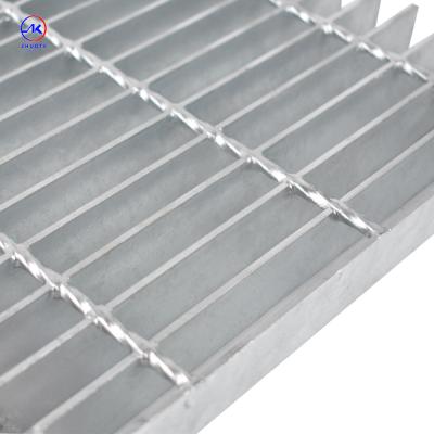 China Industrial Steel Grating 30mm Bearing Bar Spacing 1000x1000mm Flat Bar Hot Galvanized for sale