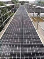 China Industrial Steel Grating Press Welding 6mm Cross Bar Hot Dipped Galvanized Non Slip for sale