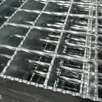 China Galvanized Finish Industrial Steel Grating Made From Pattern Plate Machine Pressure Welding for sale
