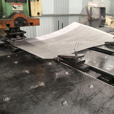 China 3000mm Black Perforated Metal Sheet Heavy Duty 1-50mm Hole Diameter for sale