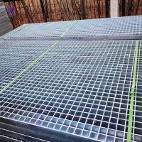 China Industrial Steel Grating 10 Tons Per Day 100mm Cross Bar Spacing ANSI NAAMM for sale