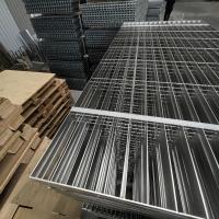 China Industrial Steel Grating 50mmx5mm Bearing Bar 100mm Spacing Welded ANSI NAAMM for sale