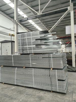 China Industrial Steel Grating Welded Mesh 50mmx5mm Bearing Bar for Public Drain Area for sale