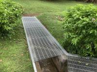 China Galvanized Steel Grating 25x3mm to 50x3mm Custom Sizes for Industrial Flooring for sale