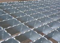 China Press Lock Steel Grating Skid Resistant Industrial Metal Floor Grates 5mm Bearing Bar for sale