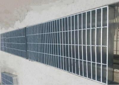 China Heavy Duty Stainless Steel Grating Trench Cover 30-60mm Pitch 20x3mm to 100x10mm Bearing Bars for Driveway Drainage for sale