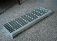 China Galvanized Steel Bar Grating Stair Treads - 25x3mm to 75x10mm Bearing Bars with Hot-Dipped Galvanized Finish for sale