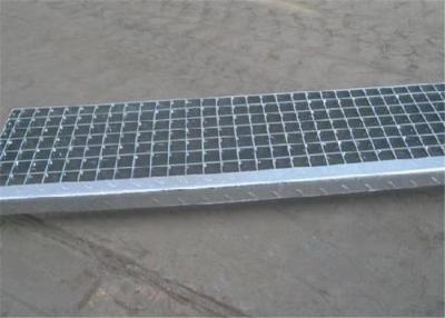 China Galvanized Steel Grating Stair Treads with Anti-Slip Surface - Hot-Dipped Galvanized Metal Grate Steps for Bridge Walkways for sale
