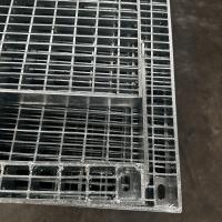 China Industrial steel grating adopts interlocking load and cross bars for high strength and stable performance. for sale
