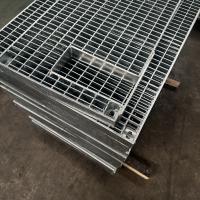 China Industrial steel grating adopts interlocking load and cross bars for high strength and stable performance. for sale