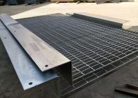 China Stainless Steel Grating SS304 Welded Floor Grate 30x100mm Bearing Bar 6000mm for sale