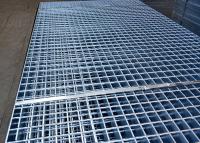 China Industrial Steel Catwalk Grating 25x5mm High Bearing Capacity Hot Dip Galvanized for sale