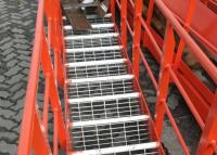 China Galvanized Steel Stair Treads Grating - 760mm to 1200mm Sizes with 30mm Bearing Bars for Industrial Safety for sale