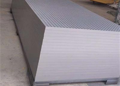 China Fiberglass Mesh Grating 38mm Thickness 1220x3660mm Panel Size with Corrosion Resistance and Slip-Resistant Surface for sale